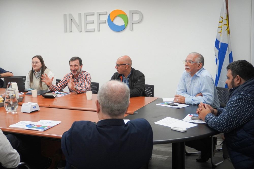 Encuentro en INEFOP por iniciativa del PIT-CNT y CIU para fortalecer la ...